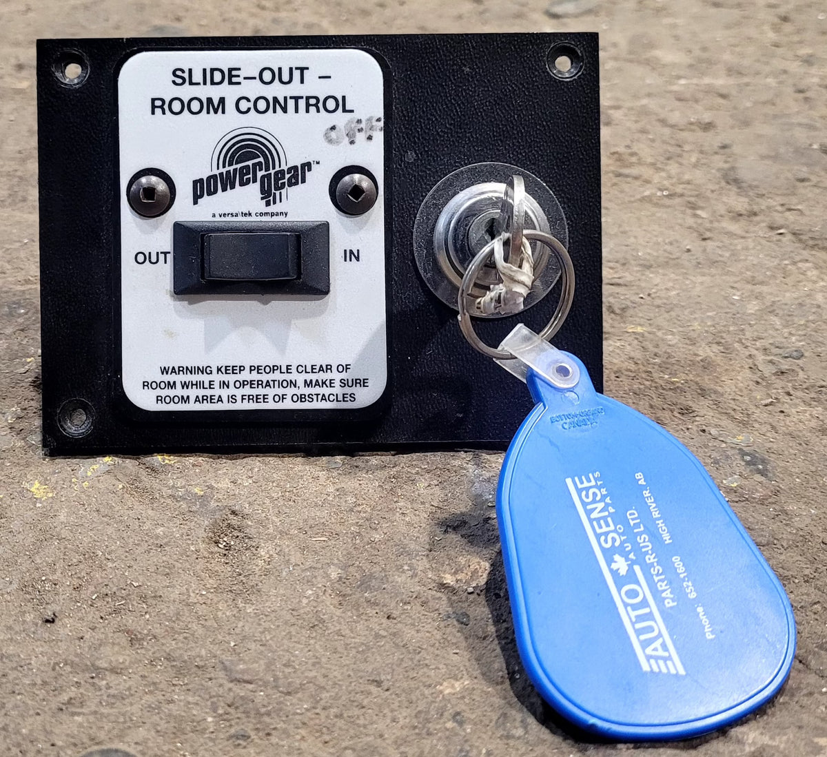 Buy Used Power Gear Slide-Out Key & Switch Control Panel Online - Young ...