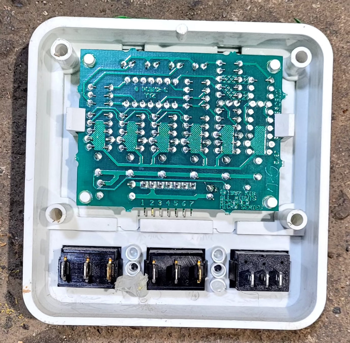 Buy Used KIB Micro Monitor SUBPCBM2 - White Online - Young Farts RV Parts