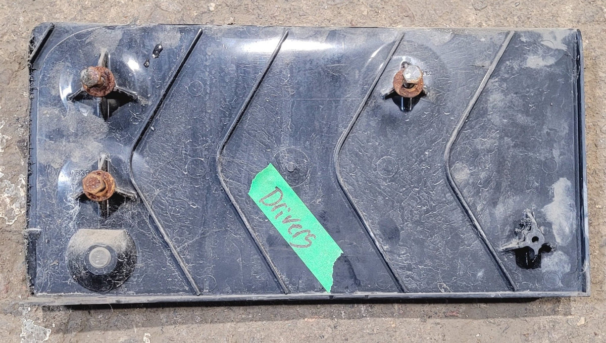 Buy Used Retro Airstream Rear Deflector Assembly- Driver Side Online ...