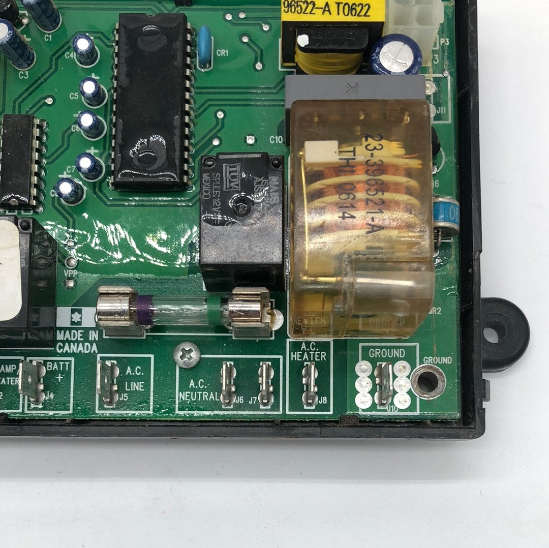 Buy Used Dometic Refrigerator Control Board 2 Way 3316348.900 Online ...