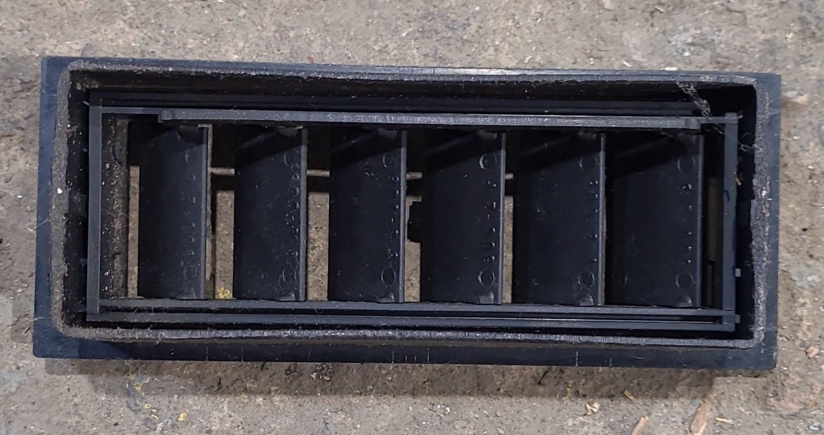Buy Used Retro Pace Arrow A/C Heater/ Defrost Vent Ducting- Driver ...