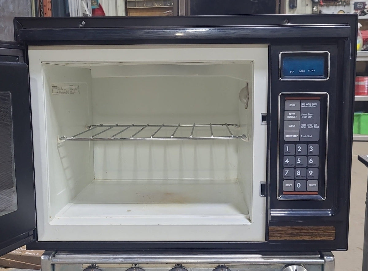 Buy Used RV Microwave Magic Chef 21 3/4" W X 15" H X 15 1/2" D Online ...